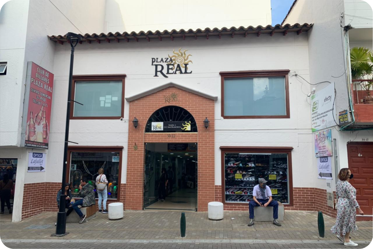 Plaza Real | Centro comercial en el centro de Rionegro